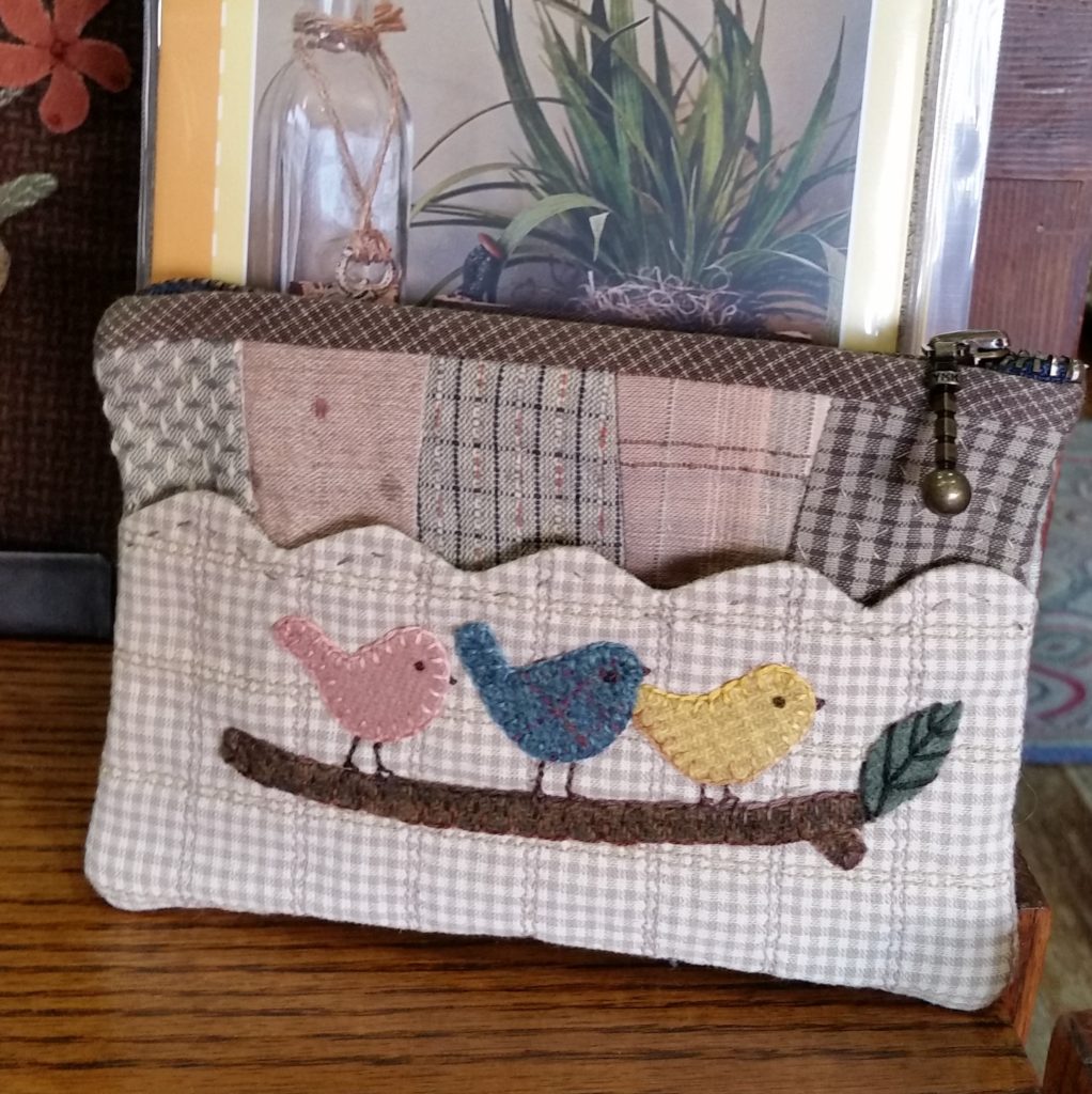 3 Little Birds Pouch - The Woolen Needle