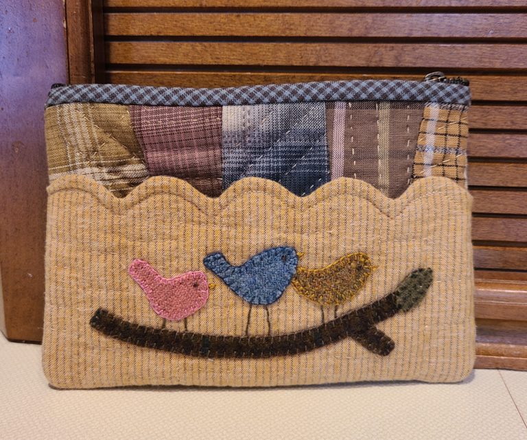 Three Little Birds Pouch - The Woolen Needle