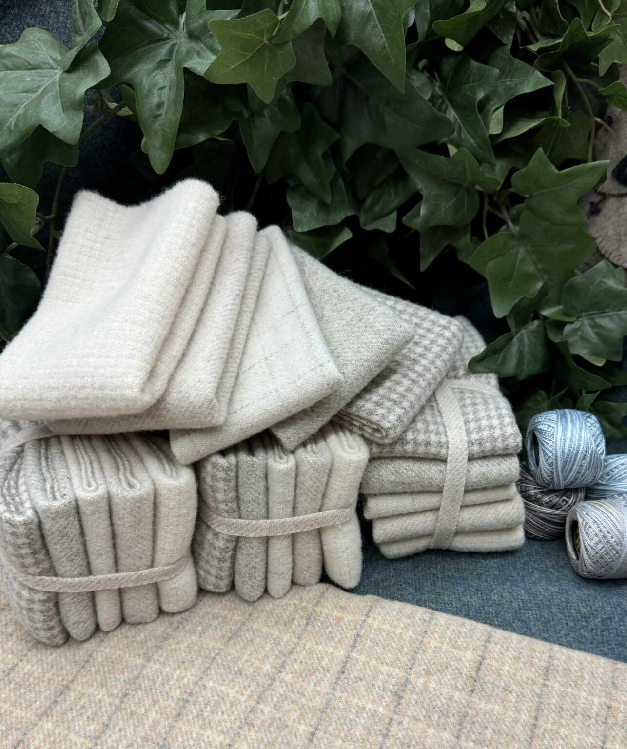 Wool Bundles - The Woolen Needle