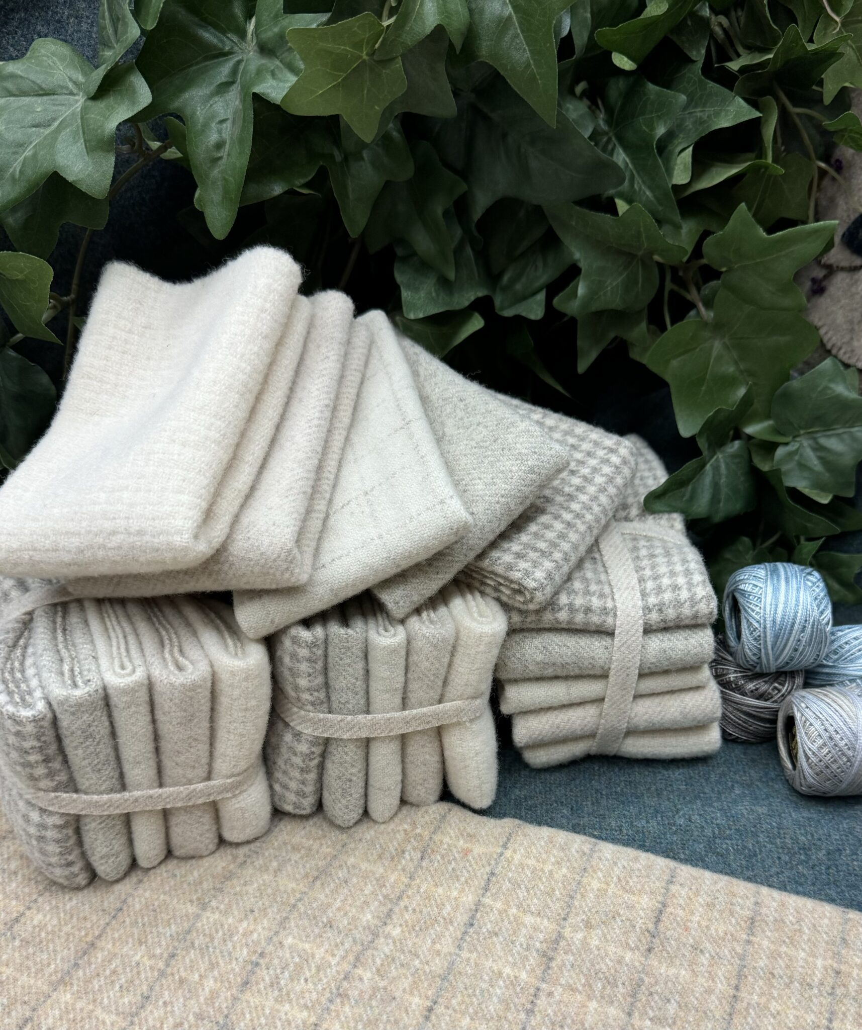 Wool Bundles - The Woolen Needle