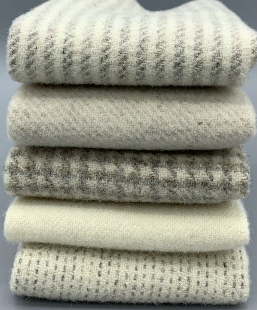 Wool Bundles - The Woolen Needle