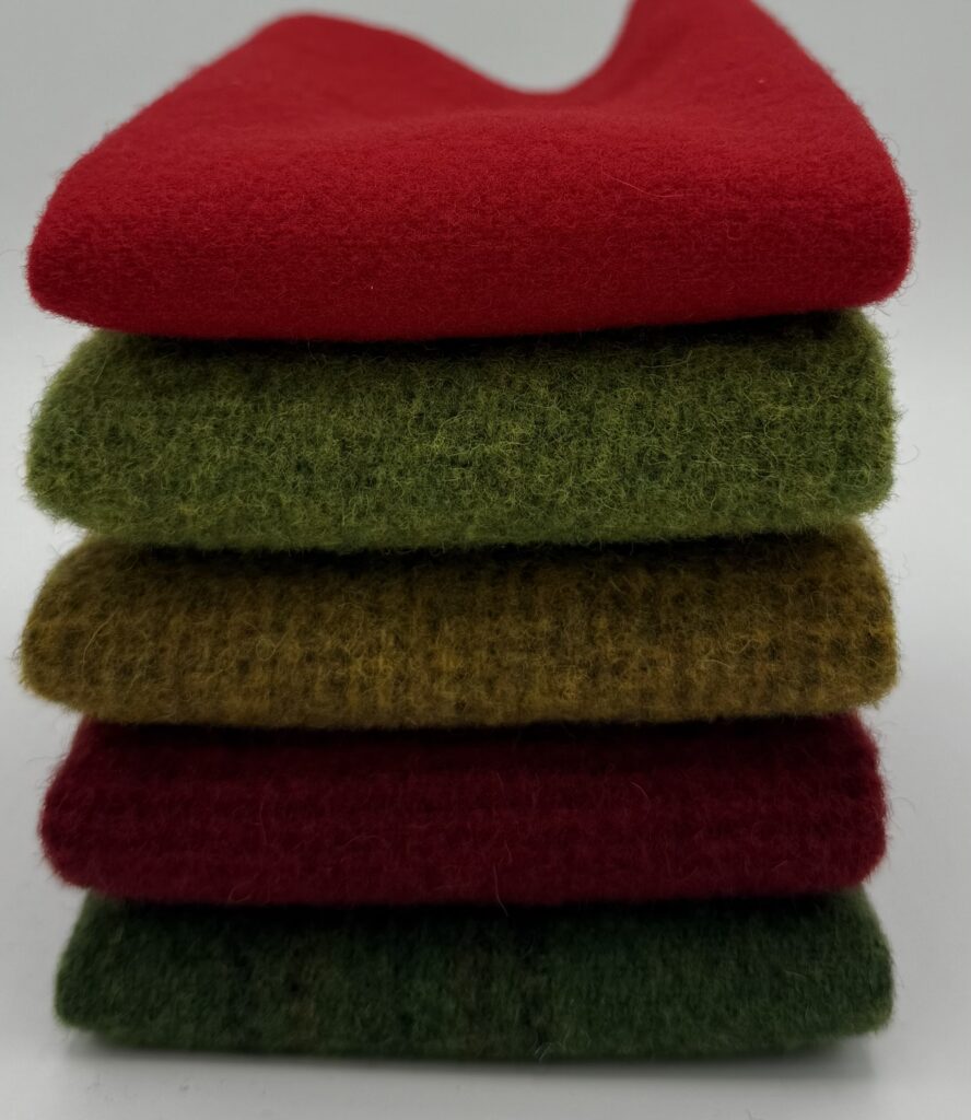 Wool Bundle Christmas - The Woolen Needle