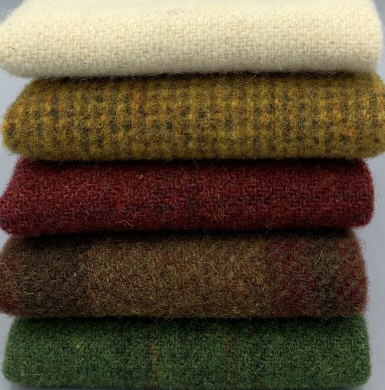 Wool Bundles - The Woolen Needle