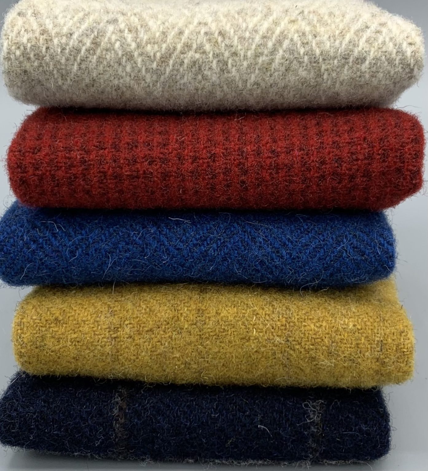Wool Bundles - The Woolen Needle