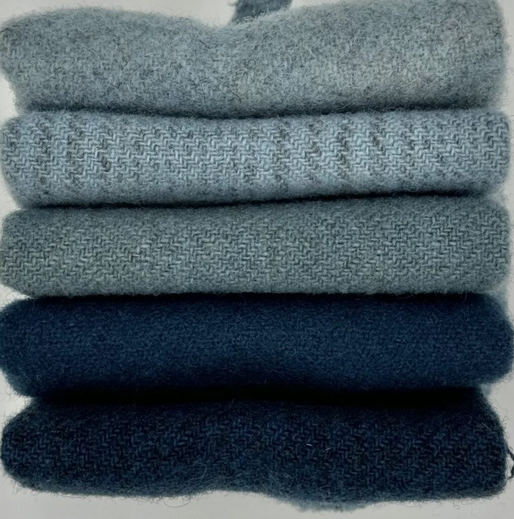 Wool Bundles - The Woolen Needle
