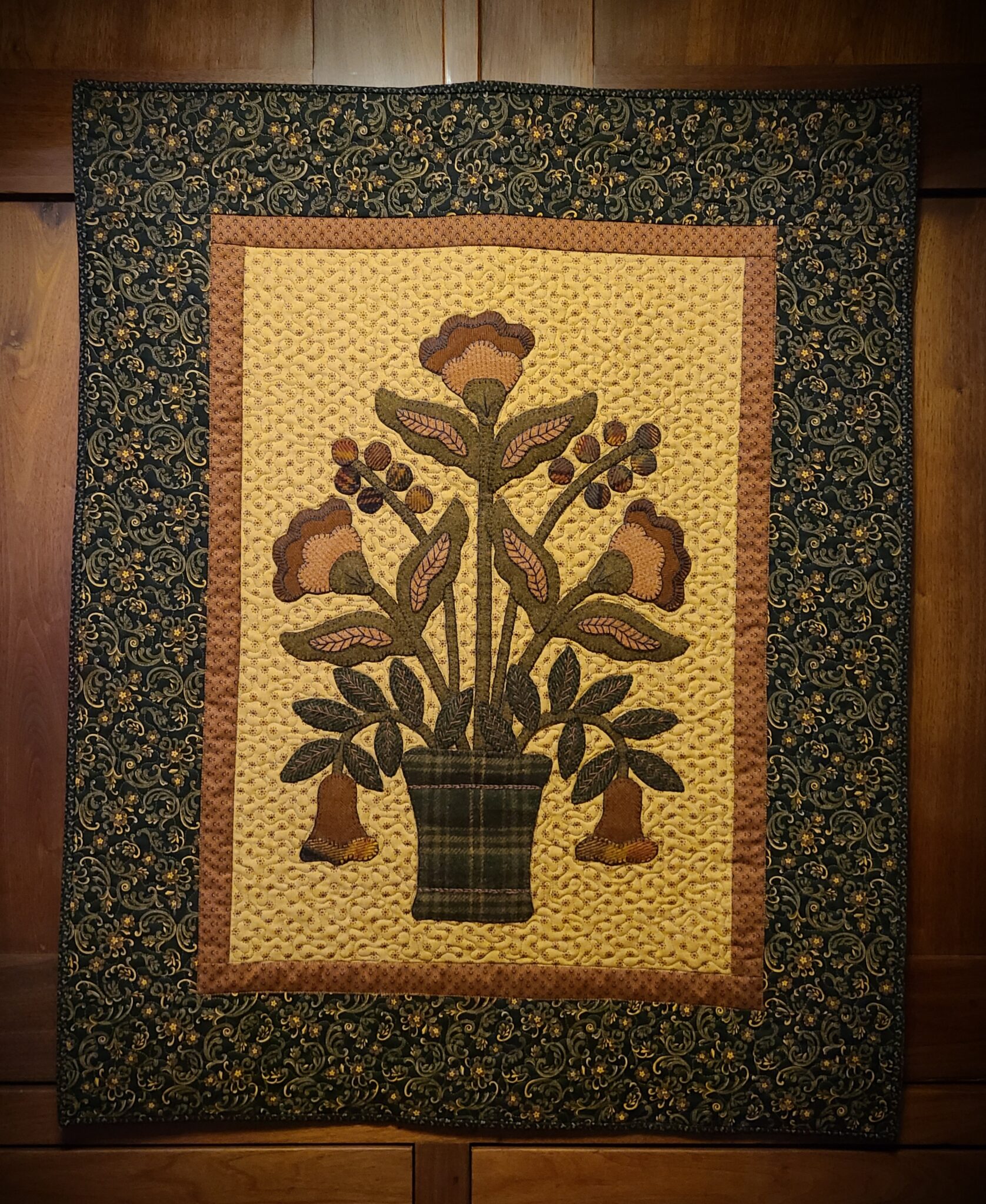 Cheddar and Coal Quilt Kit - The Woolen Needle