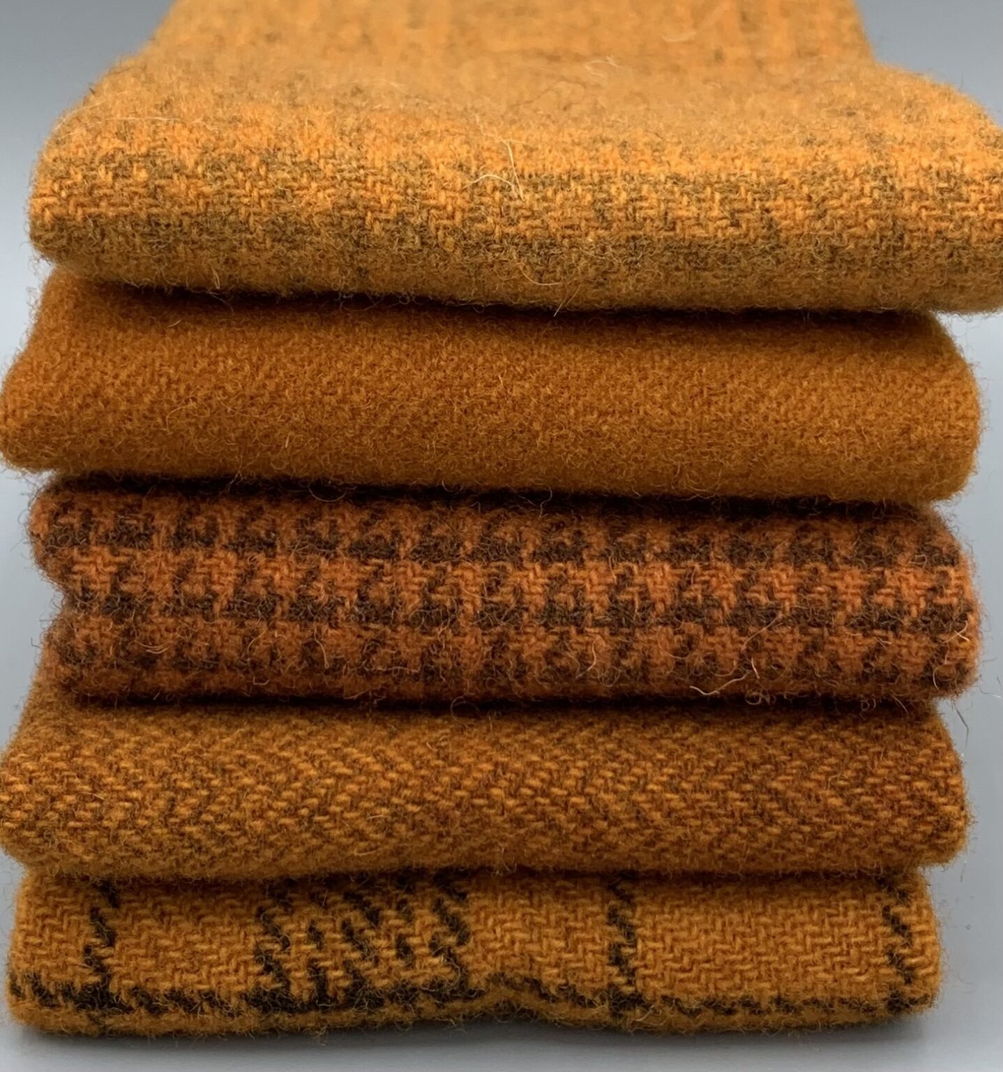 Wool Bundles - The Woolen Needle