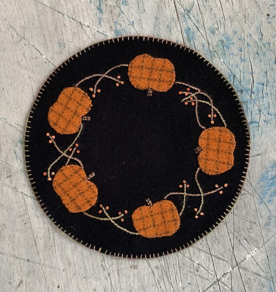 Pumpkins Mini Mat Sample - The Woolen Needle