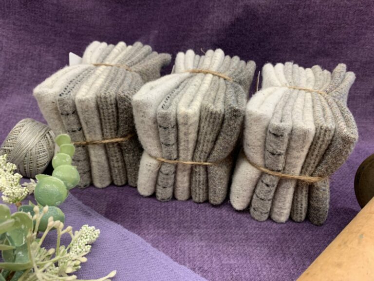 Wool Bundles - The Woolen Needle