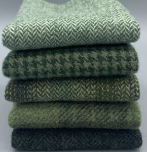 Wool Bundles - The Woolen Needle