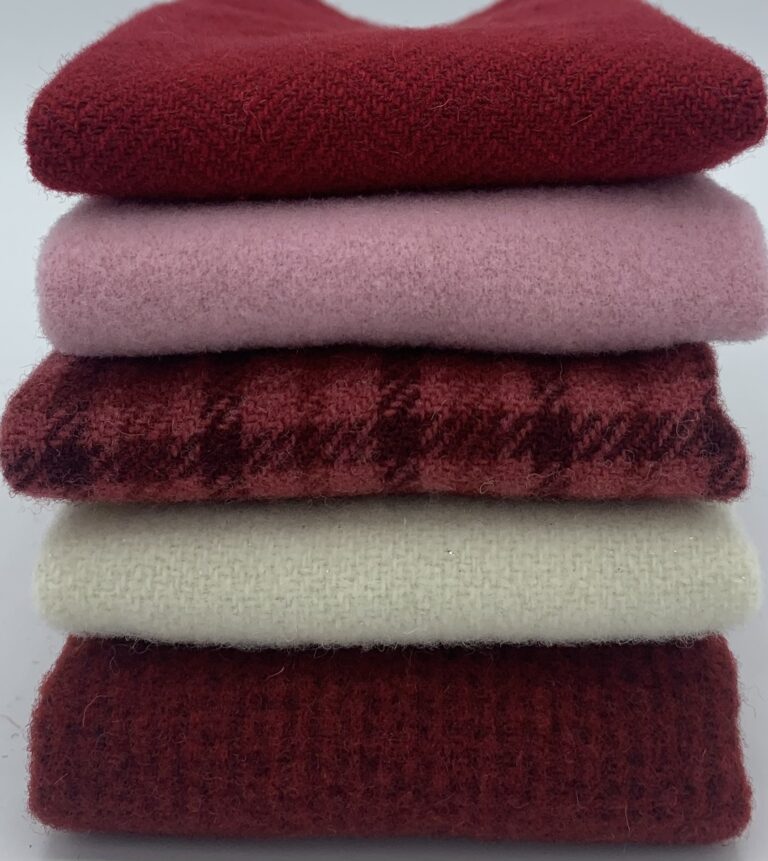 Wool Bundles - The Woolen Needle