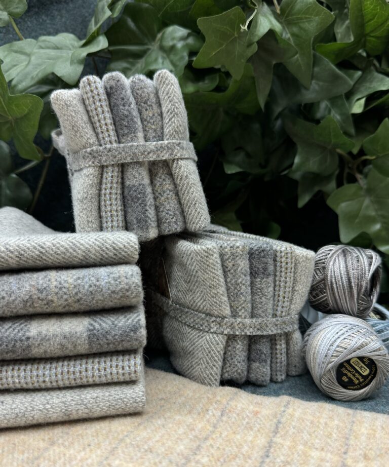 Wool Bundles - The Woolen Needle