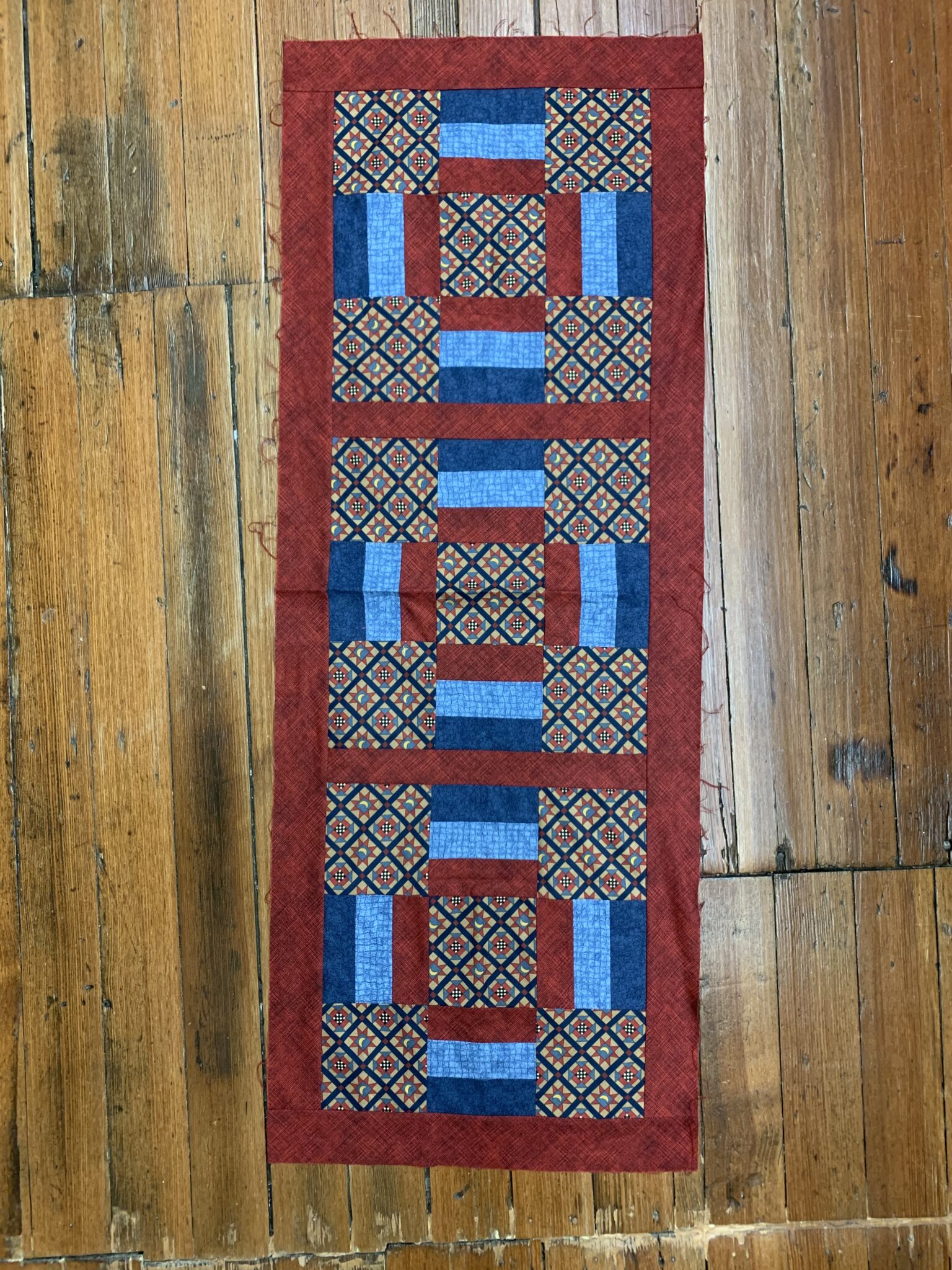 Red and Blue Runner Sample Wool Applique Runner - The Woolen Needle