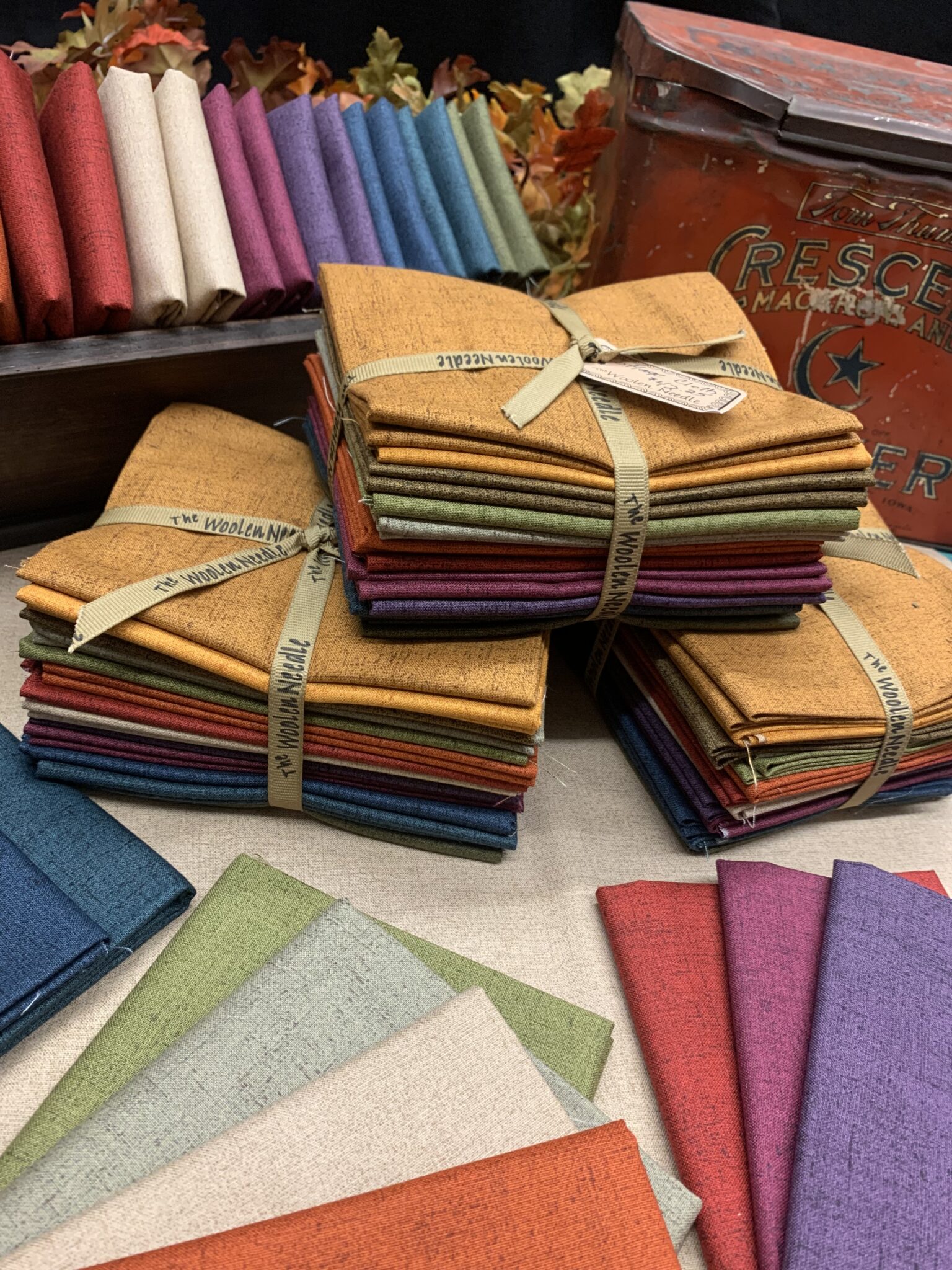 Cottage Cloth Fat Quarter Bundle - The Woolen Needle