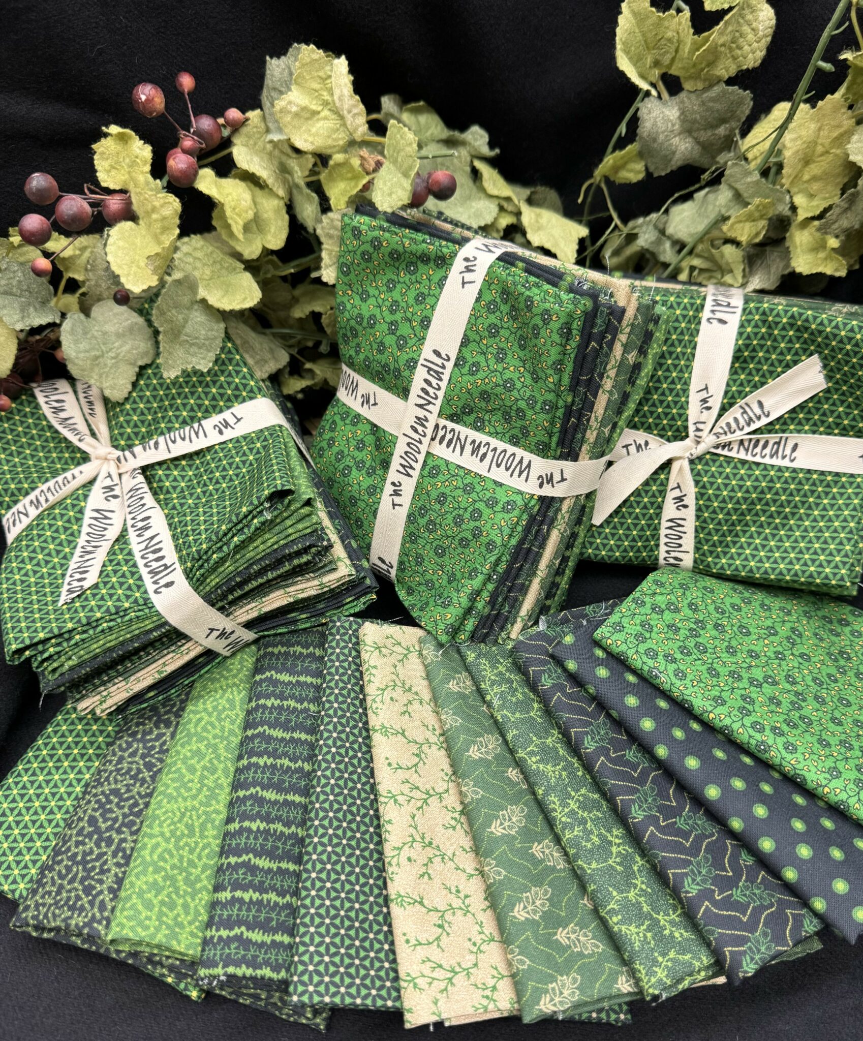 Circa: Poison Green Fat Quarter Bundle - The Woolen Needle