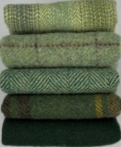 Wool Bundles - The Woolen Needle