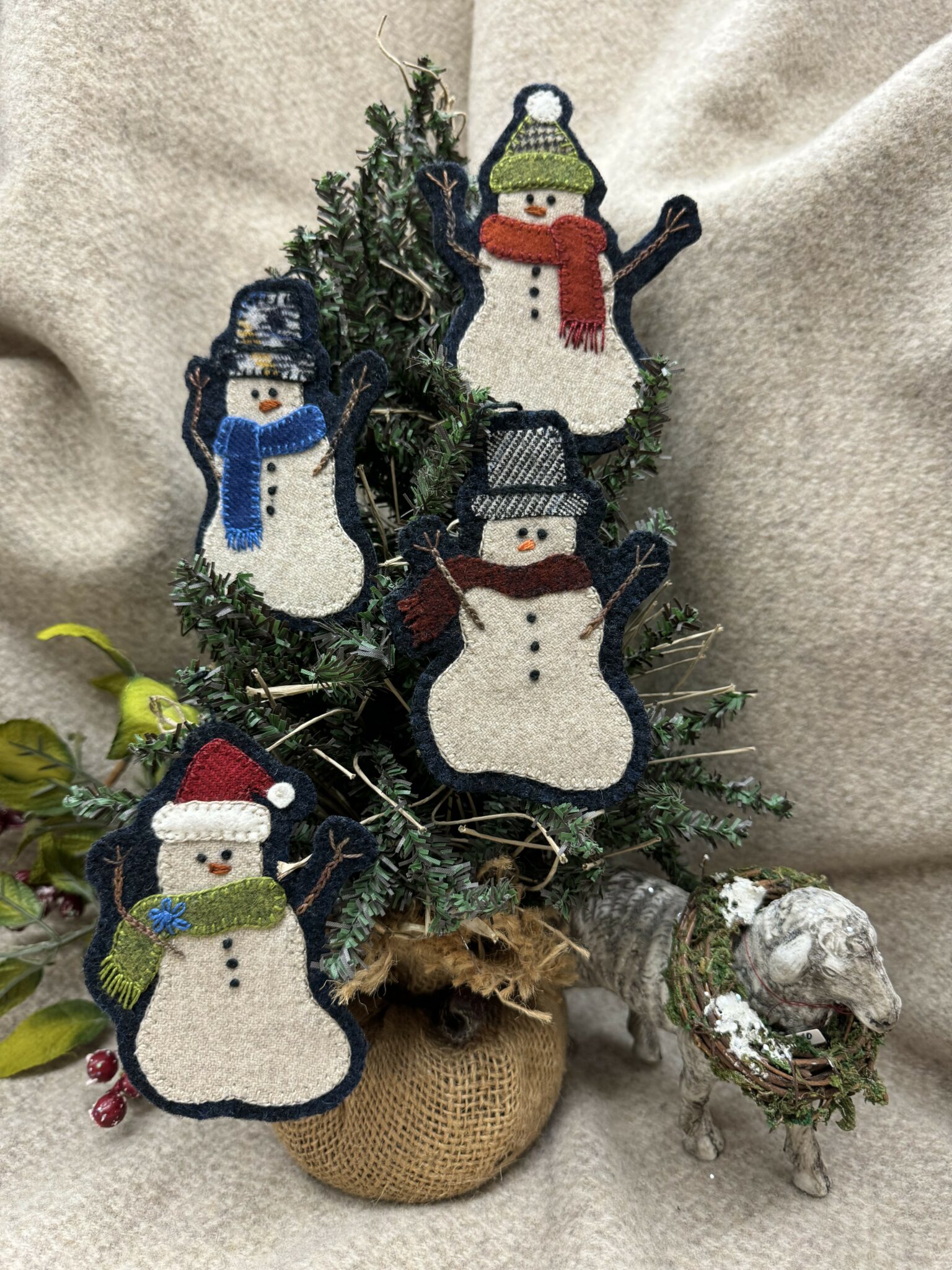 Home - The Woolen Needle