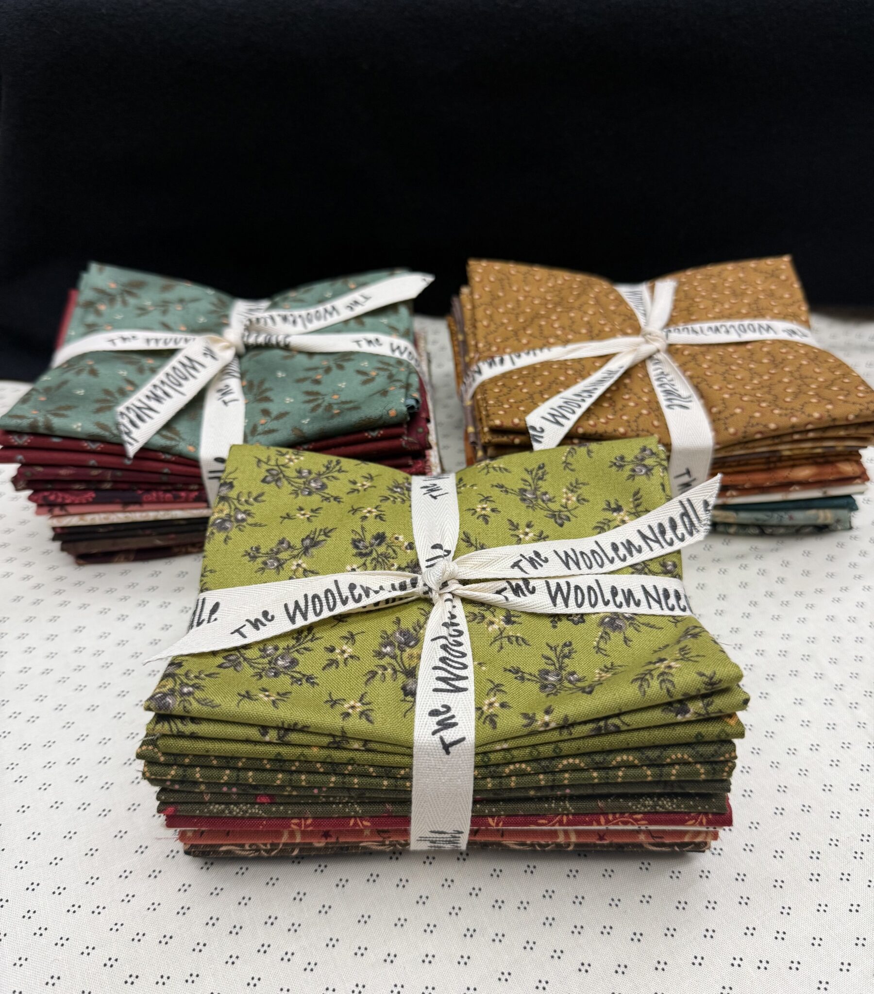 Scrap Basket Favorites Fat Quarter Bundle Complete - The Woolen Needle