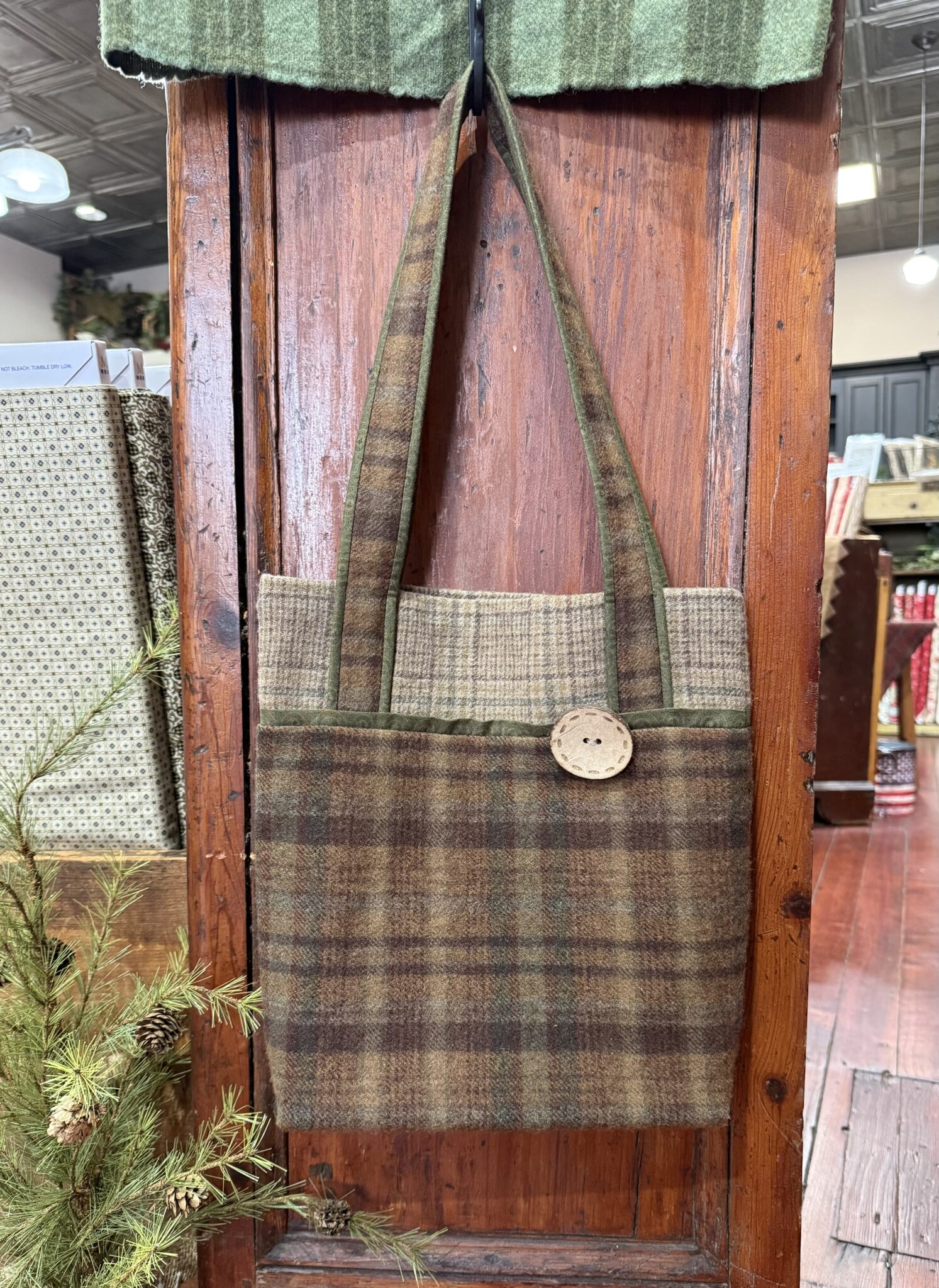 Wool Bag Shop Sample - The Woolen Needle