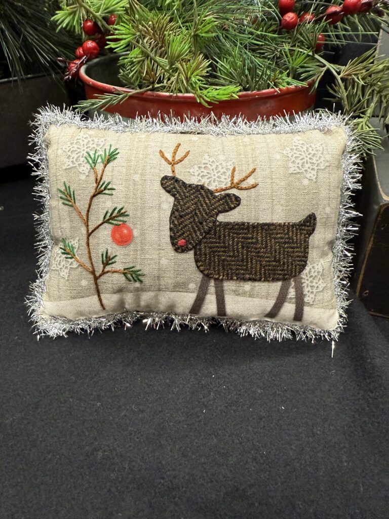 Christmas Bowl Fillers - The Woolen Needle