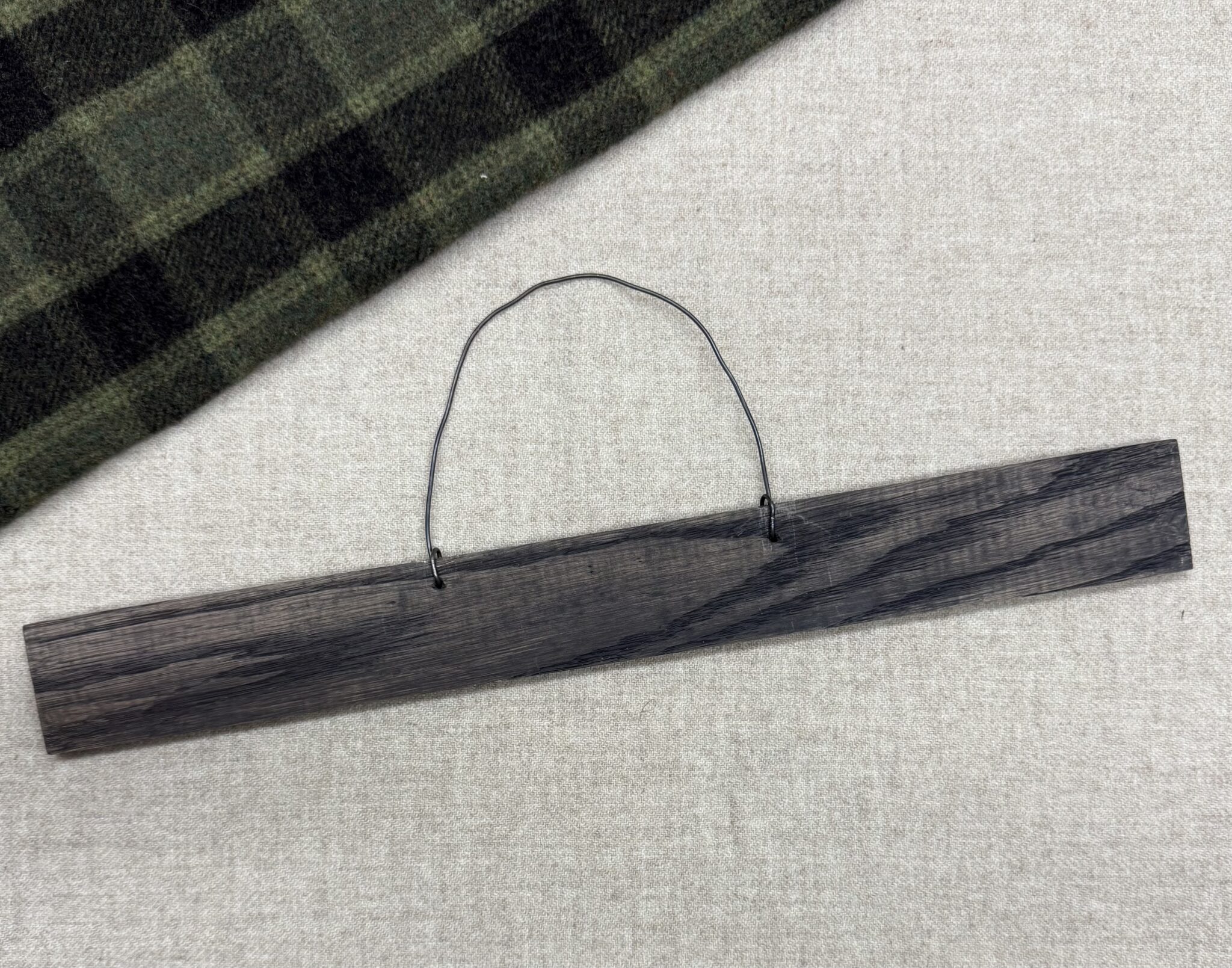 Wooden Quilt Hanger - The Woolen Needle